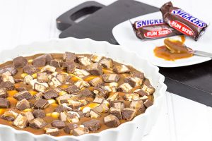 SNICKERS Ice Cream Pie | Tasty gameday dessert recipe!