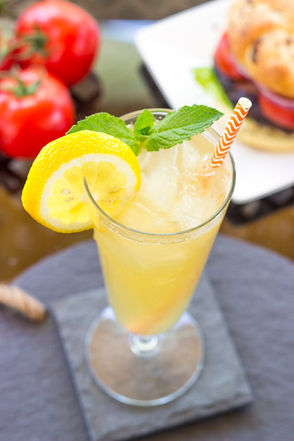 Sparkling Maple Lemonade - Sweetened with only maple syrup!