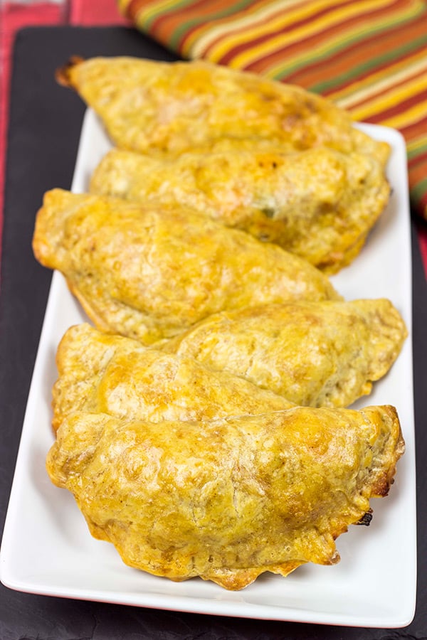 Cheesy Chicken Empanadas | Mix up dinner with this fun recipe!