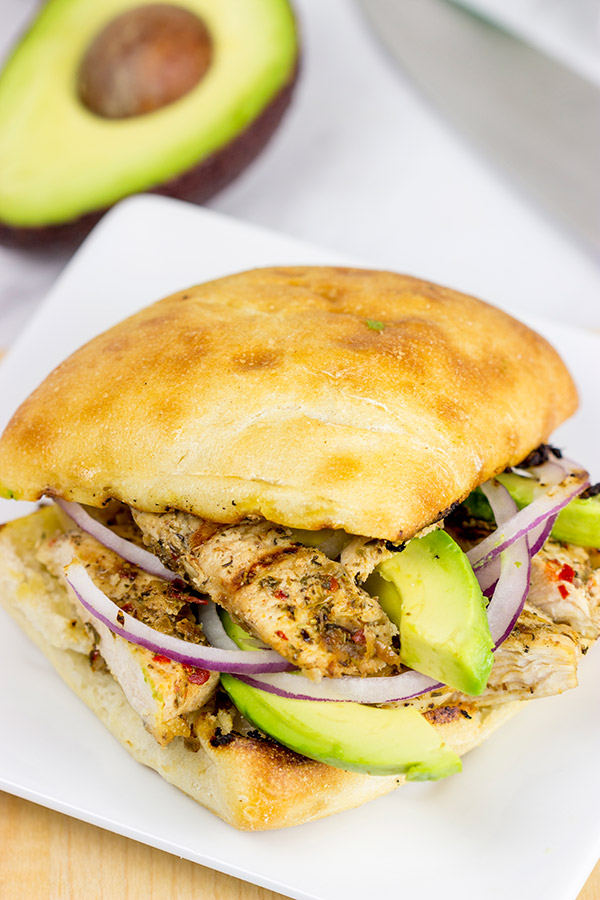Grilled Jerk Chicken Sandwich | Tasty grilled sandwich for summer!