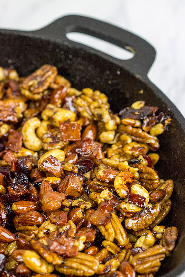 Maple Glazed Mixed Nuts with Candied Bacon | Spicedblog