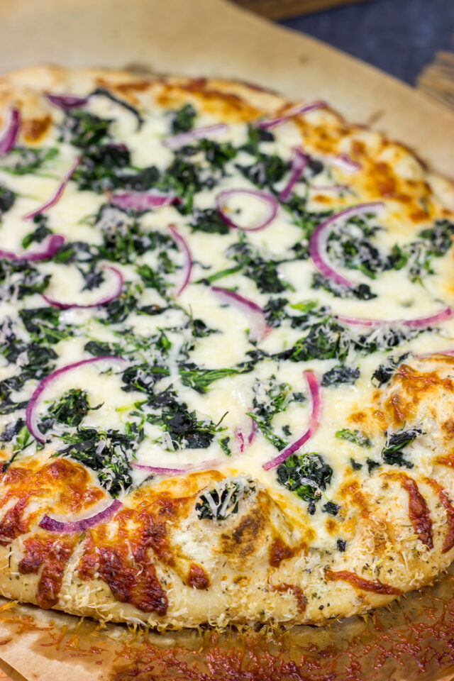 Spinach Ricotta Pizza | Mix up pizza night with this tasty recipe!