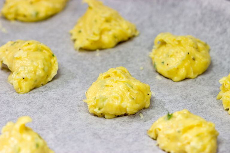 Cheddar Cheese Puffs (Gougeres) | Tasty appetizer idea!