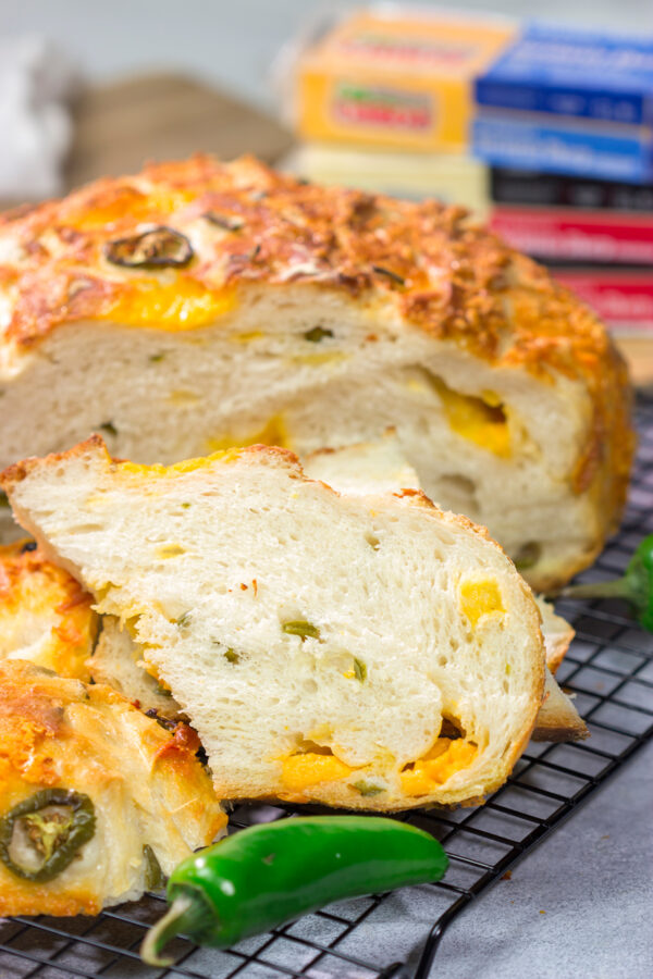 Jalapeno Cheddar Bread | Spicedblog