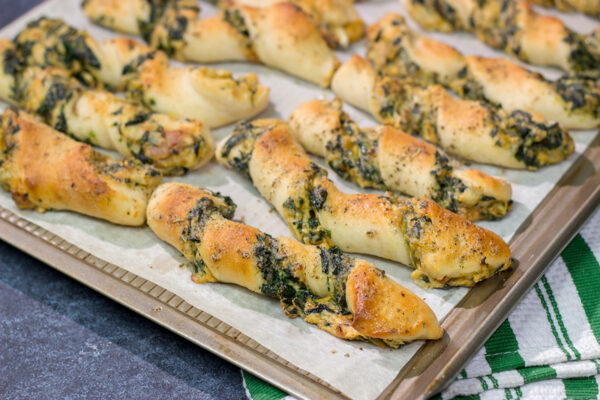 Spinach Artichoke Breadsticks | Spicedblog