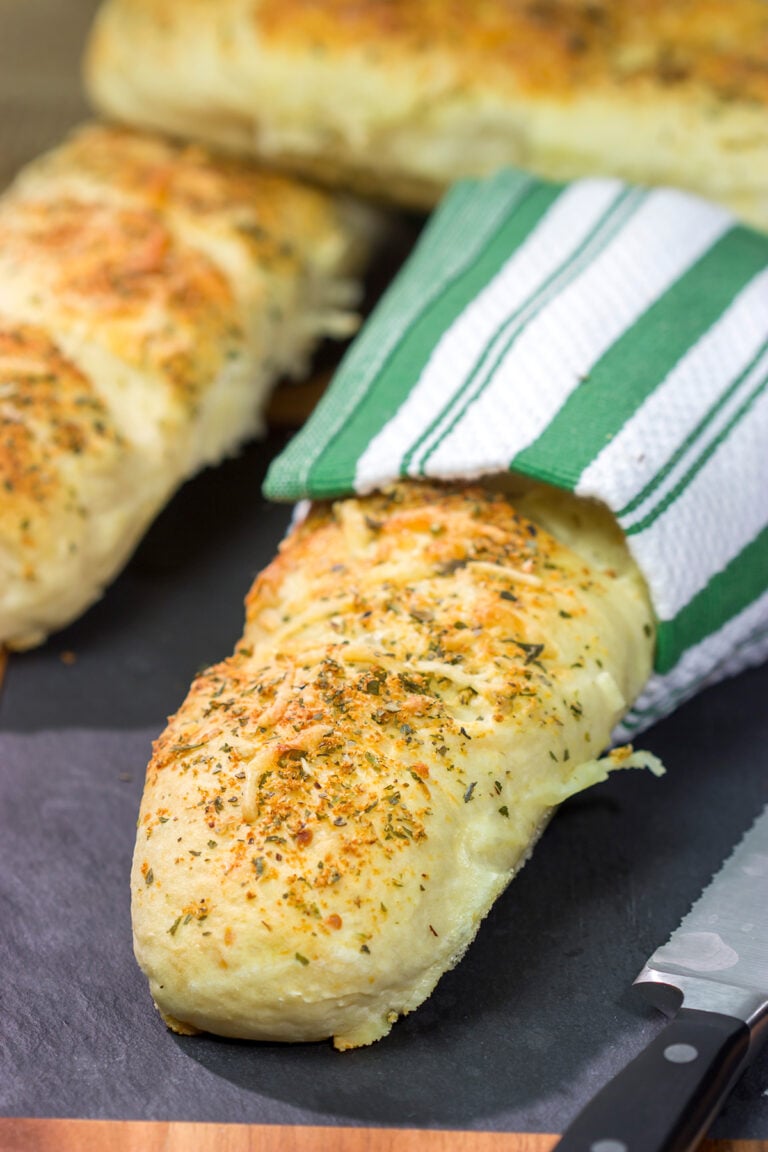 Copycat Subway Italian Herb & Cheese Bread | Spicedblog