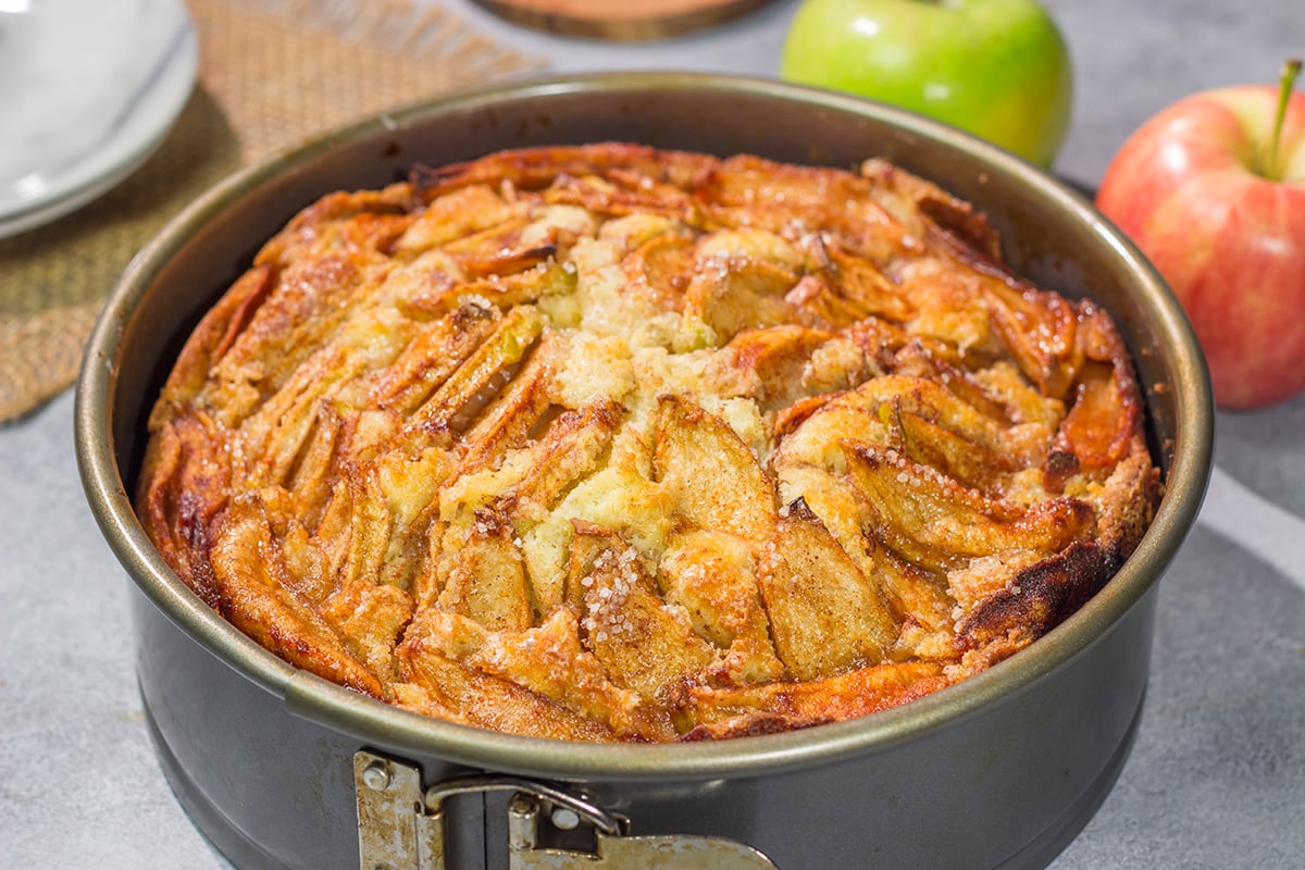 Danish Apple Cake | Spicedblog